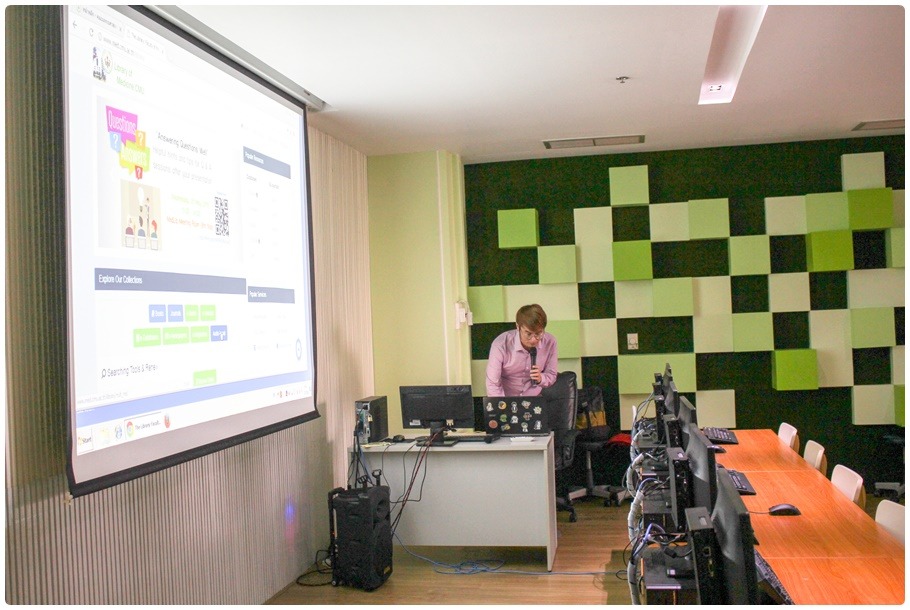 Introducing Medical Library Online Databases For Medical Residents